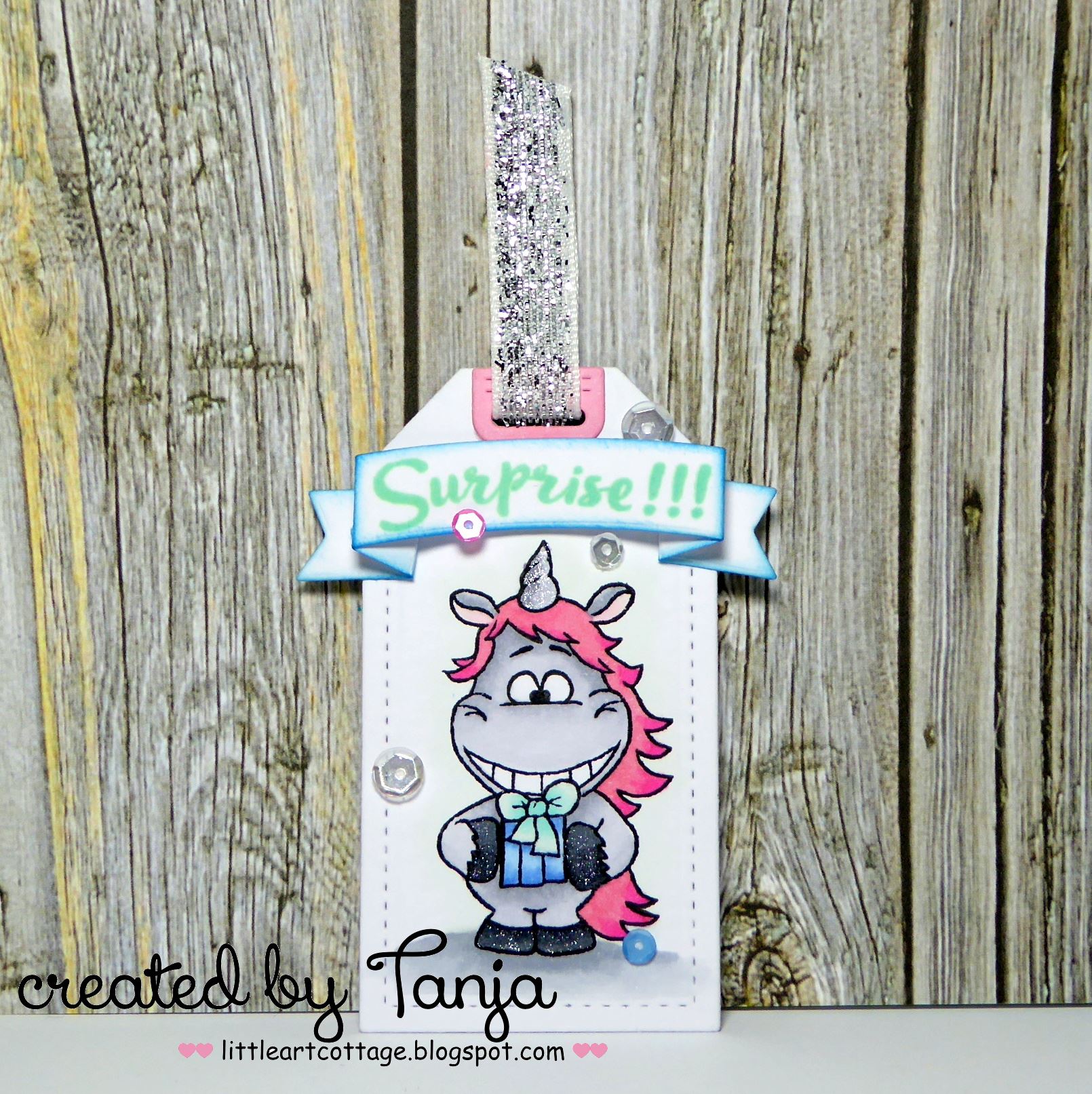 Surprise Unicorn Tag – Karten-Kunst